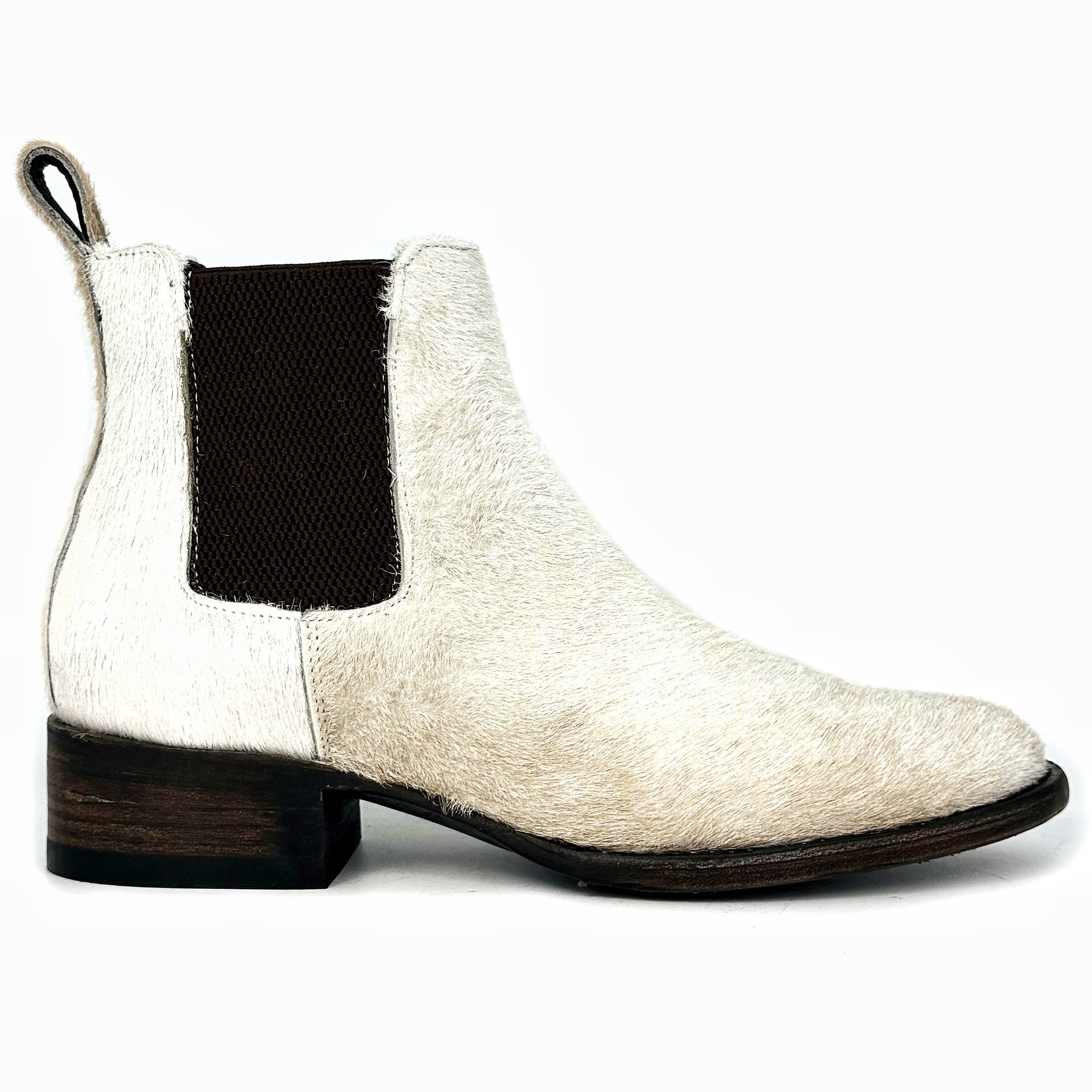CHELSEA WHITE PELO DE VACA OVAL – BLACK&BOOTS